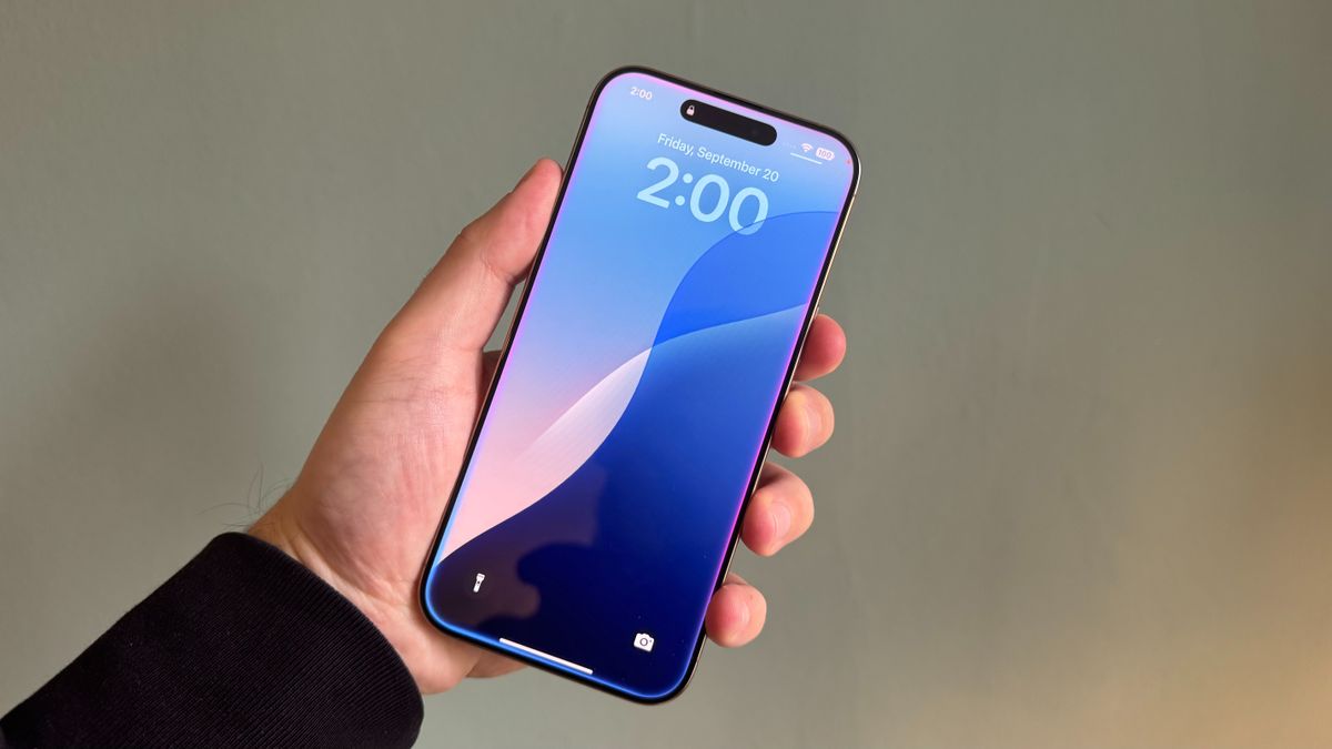 Apple’s revamped Siri targets 2026 launch with enhanced App Intents ...